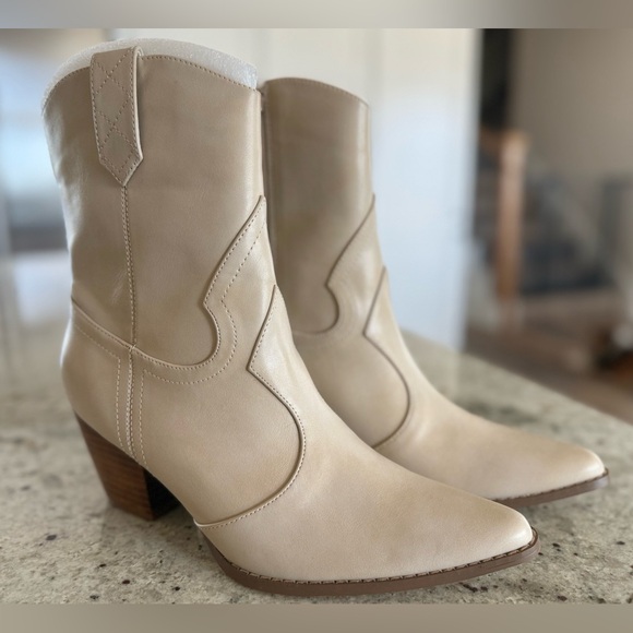 Coconuts by Matisse | Shoes | Coconuts By Matisse Bambi Heeled Cowboy ...